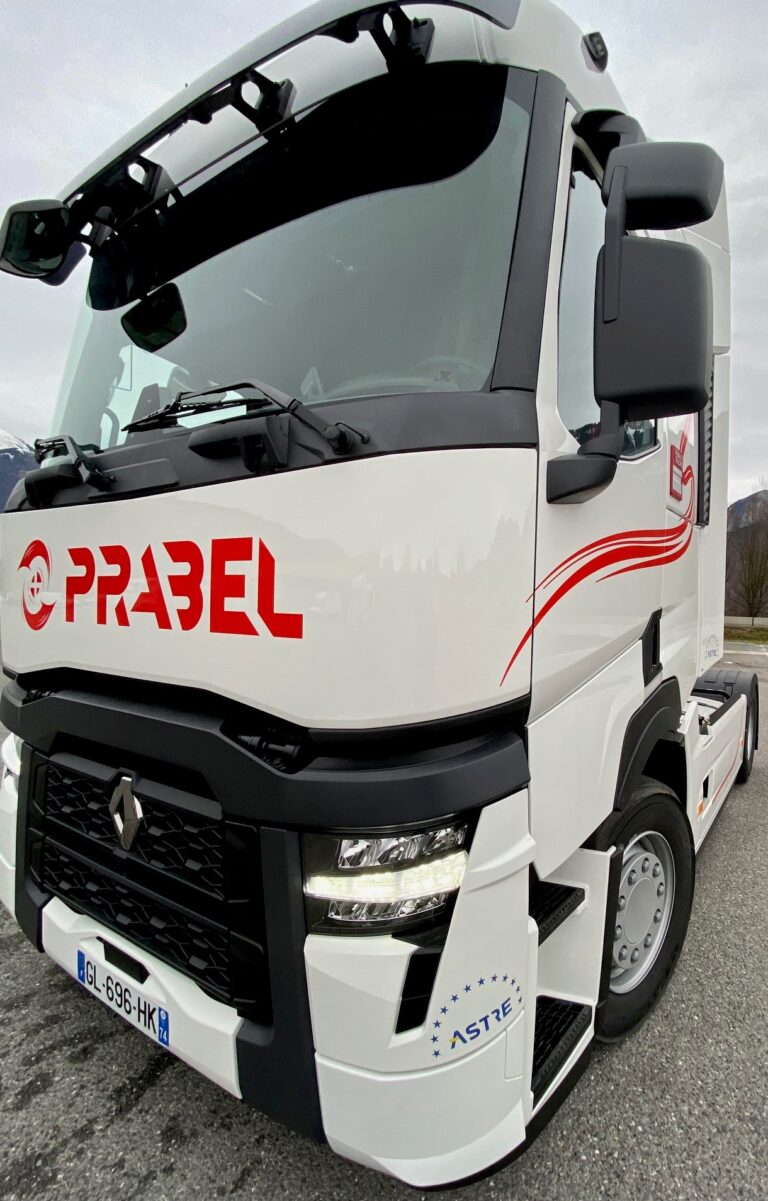 Janvier 2023 : Arrivée d’1 RENAULT T480 avec logo relooké - PRABEL